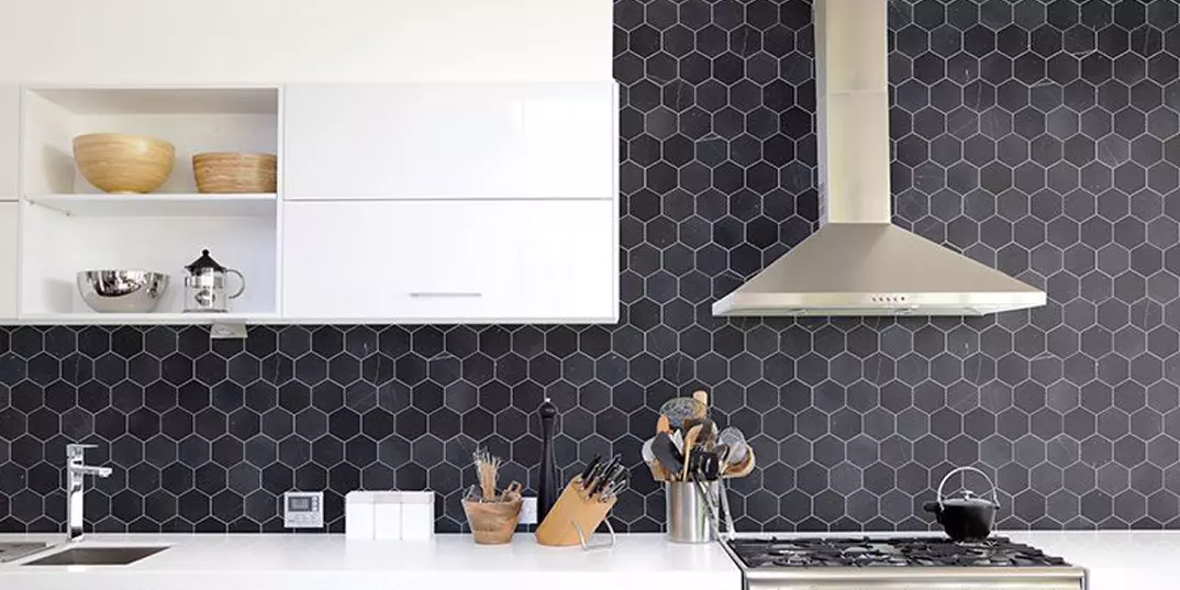 10 Black Tile Options